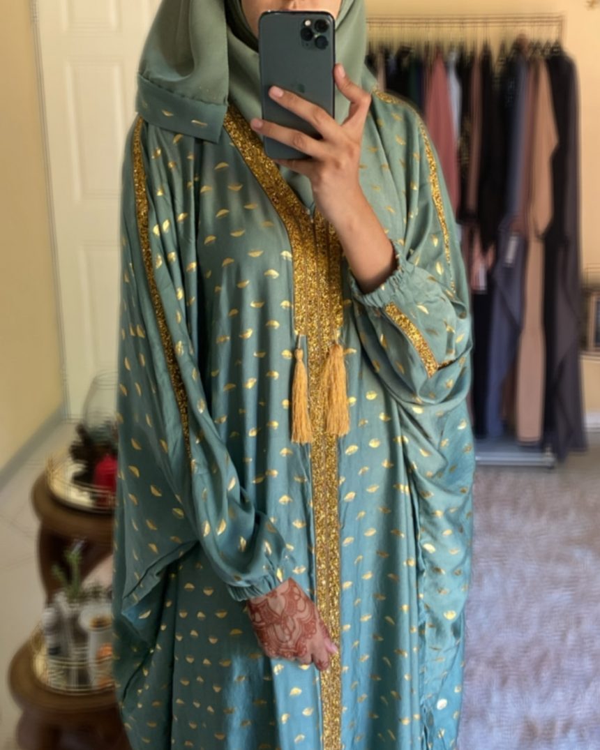 Foil Printed Farasha | Black Rose Abayas