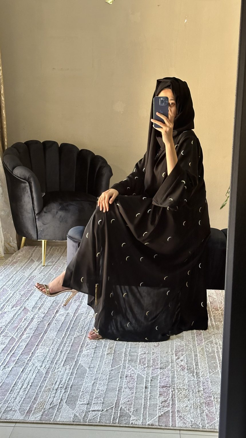 MIDNIGHT QUEEN | Black Rose Abayas